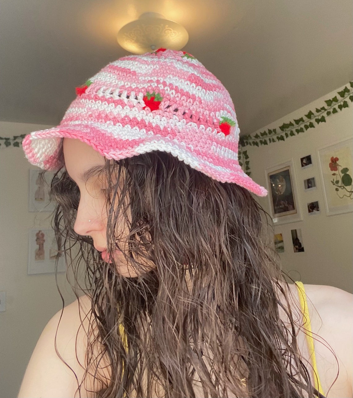 Crochet PATTERN: Strawberry Bucket Hat | Etsy