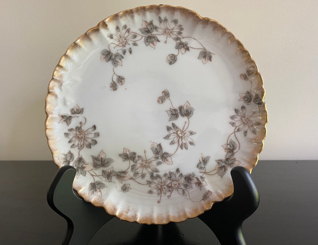 Antique Haviland Limoges 7 Inch Plate With Floral Design and Gold Trim ...