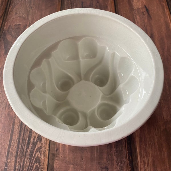 Vintage Jelly Mold - Etsy