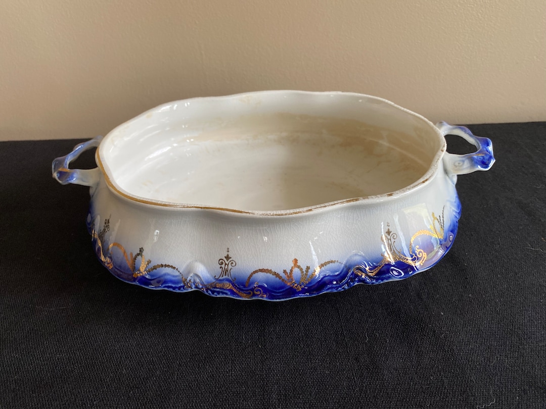 Antique Imperial China Blue and White Two Handled Serving Dish, Flow ...