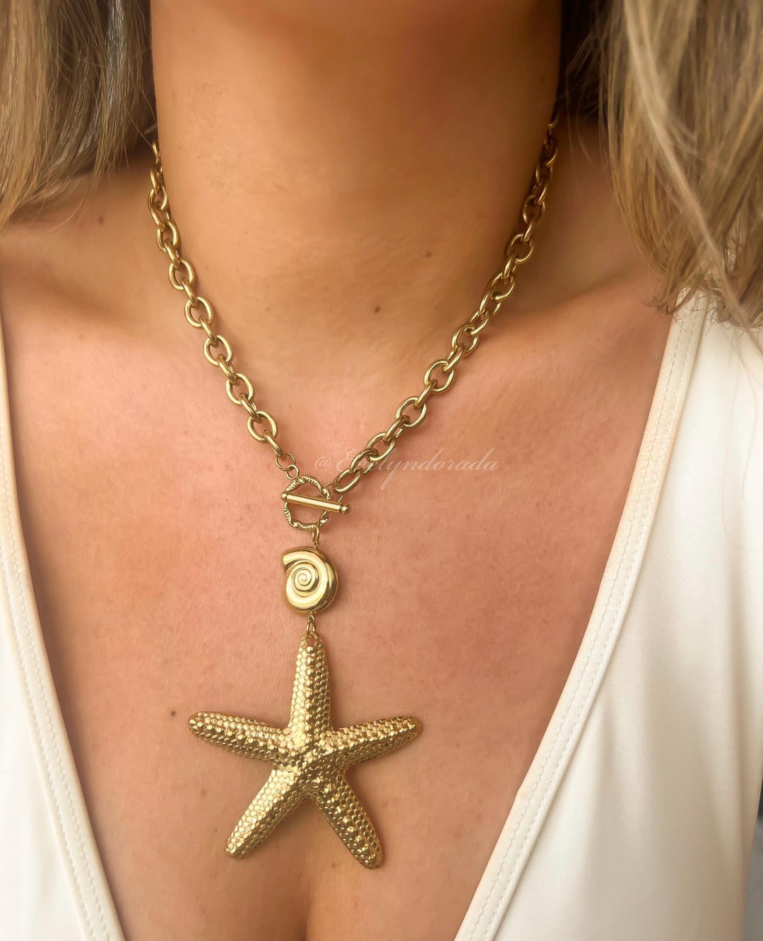 Starfish & Shell Toggle Necklace, T-bar Clasp. Chunky Necklace, Gold ...