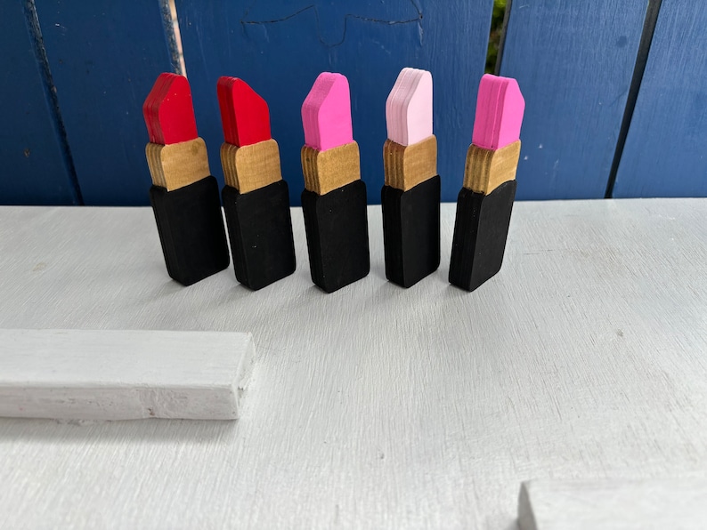 Wood Colored LIPS, Wood Cutouts, Decorative Colorful XOXO - Etsy