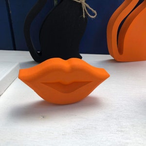 Wood Colored LIPS, Fun, Wood Cutouts, Decorative MAGNETS XOXO - Etsy