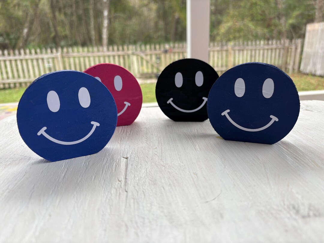 Wooden Happy, Smile Face / 3 Inch Standing Home Decor - Etsy
