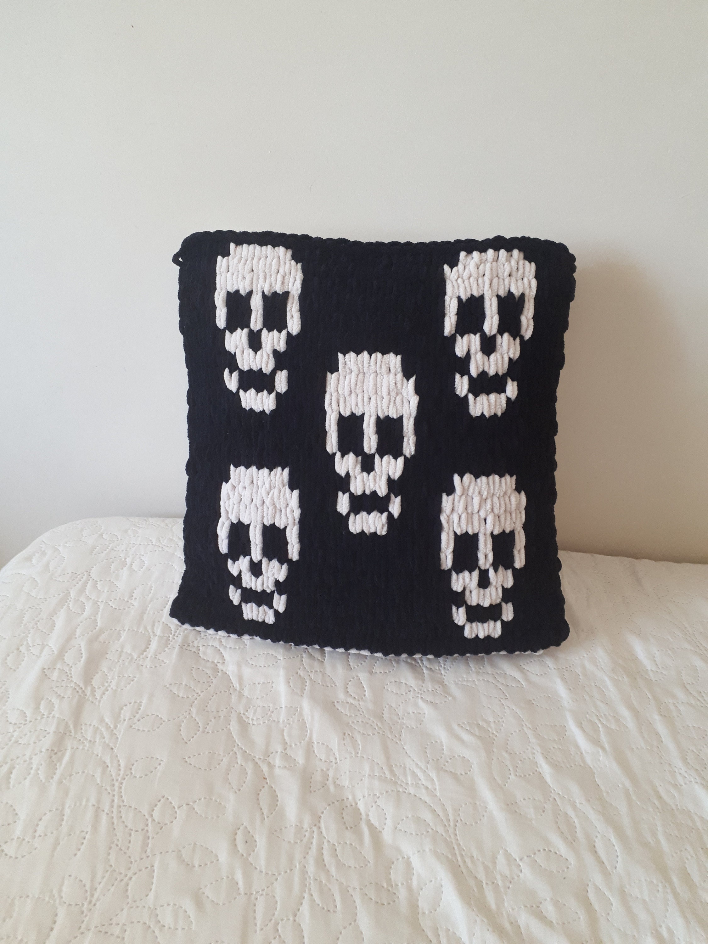Halloween Skeleton Throw Pillows, Skull Pattern Pillowcase, Knitted ...