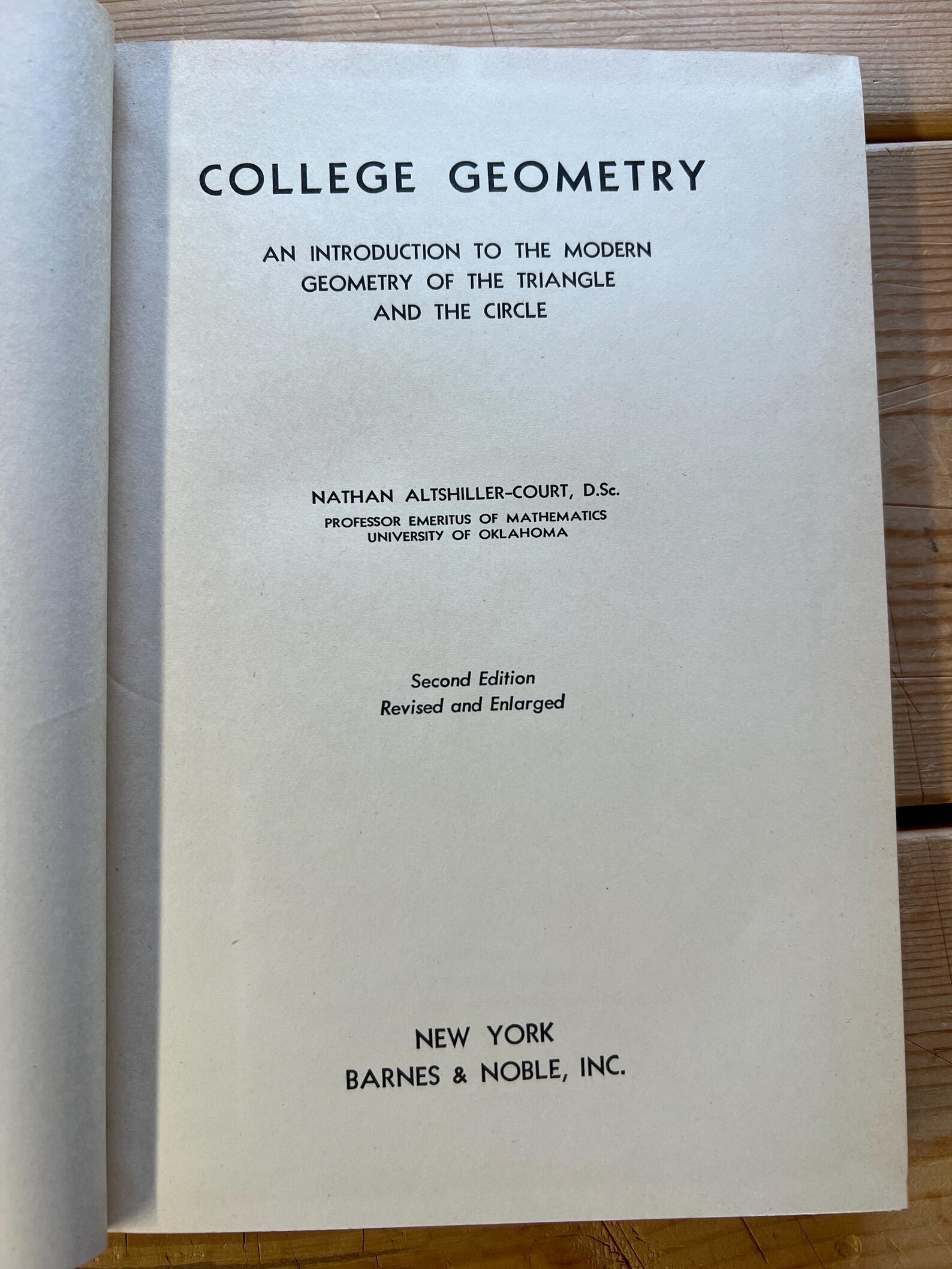 1952 College Geometry by Nathan Altshiller-court Triangle Circle Barnes ...
