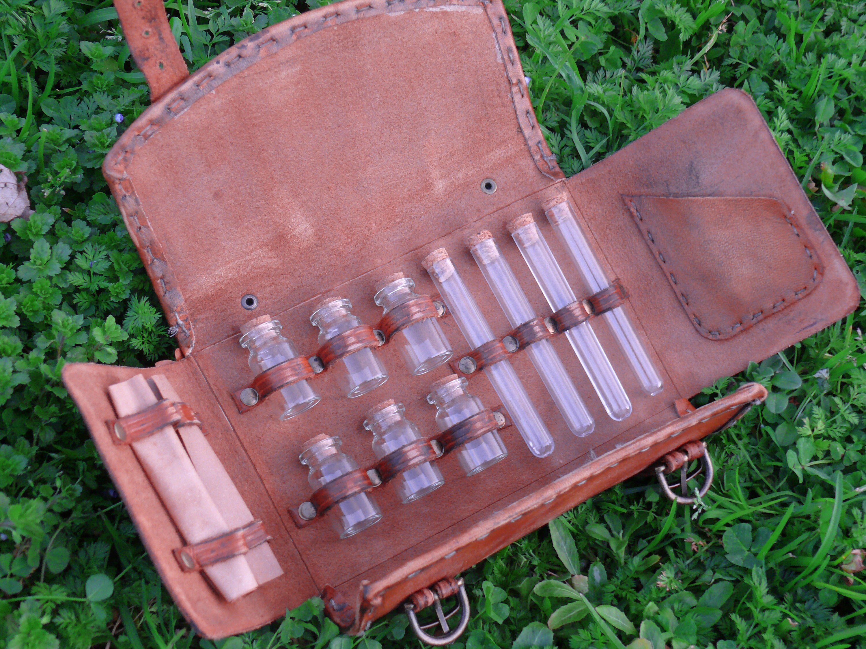 Witcher LARP Alchemy set potion holder | Etsy