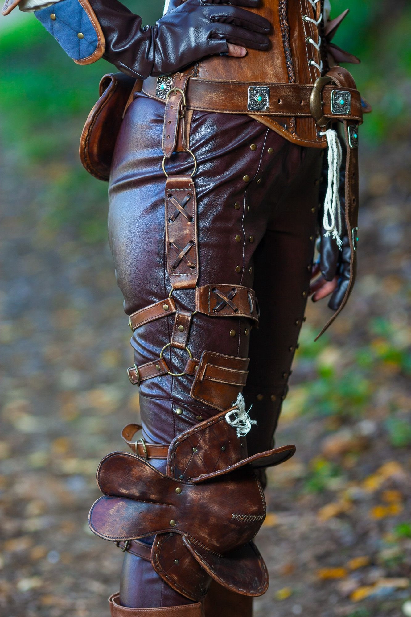 Witcher LARP armour knee leather armor medieval | Etsy