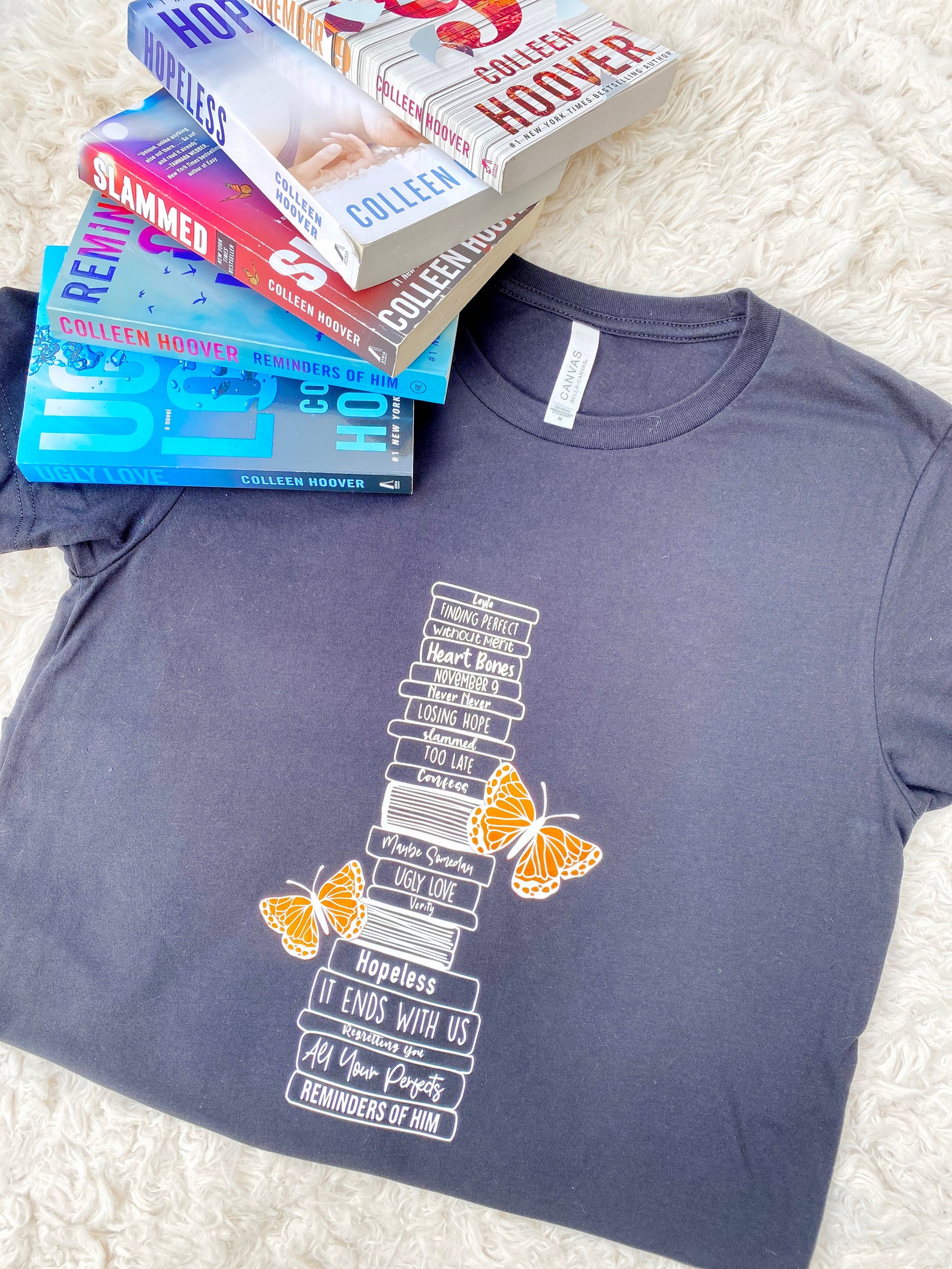 Colleen Hoover Book Stack T-shirt - Etsy