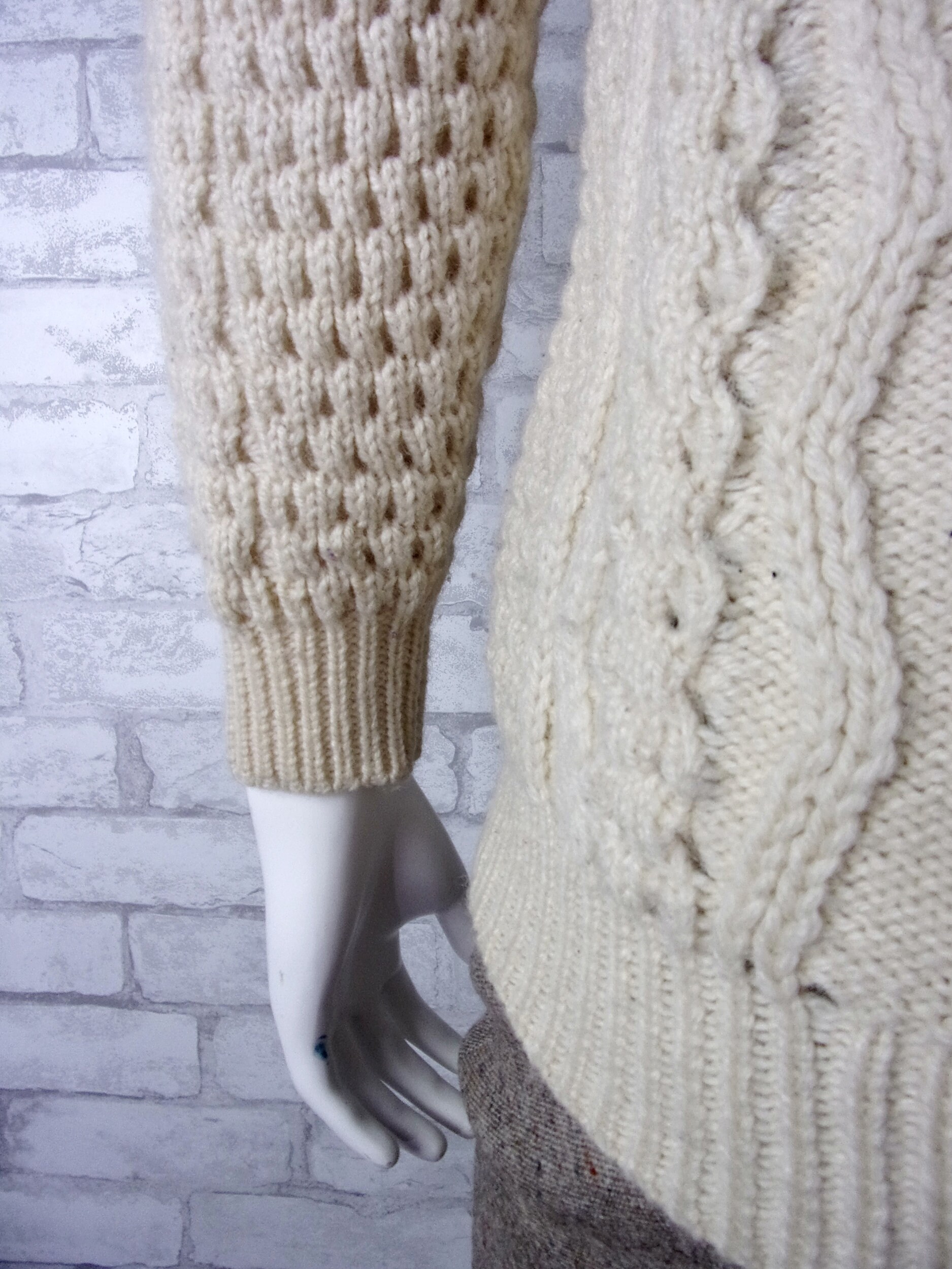 IRISH WOOL SWEATER Vintage Mens Womens Pullover Donegal IRISH WOOL SWEATER Vintage Mens Womens Pullover Donegal