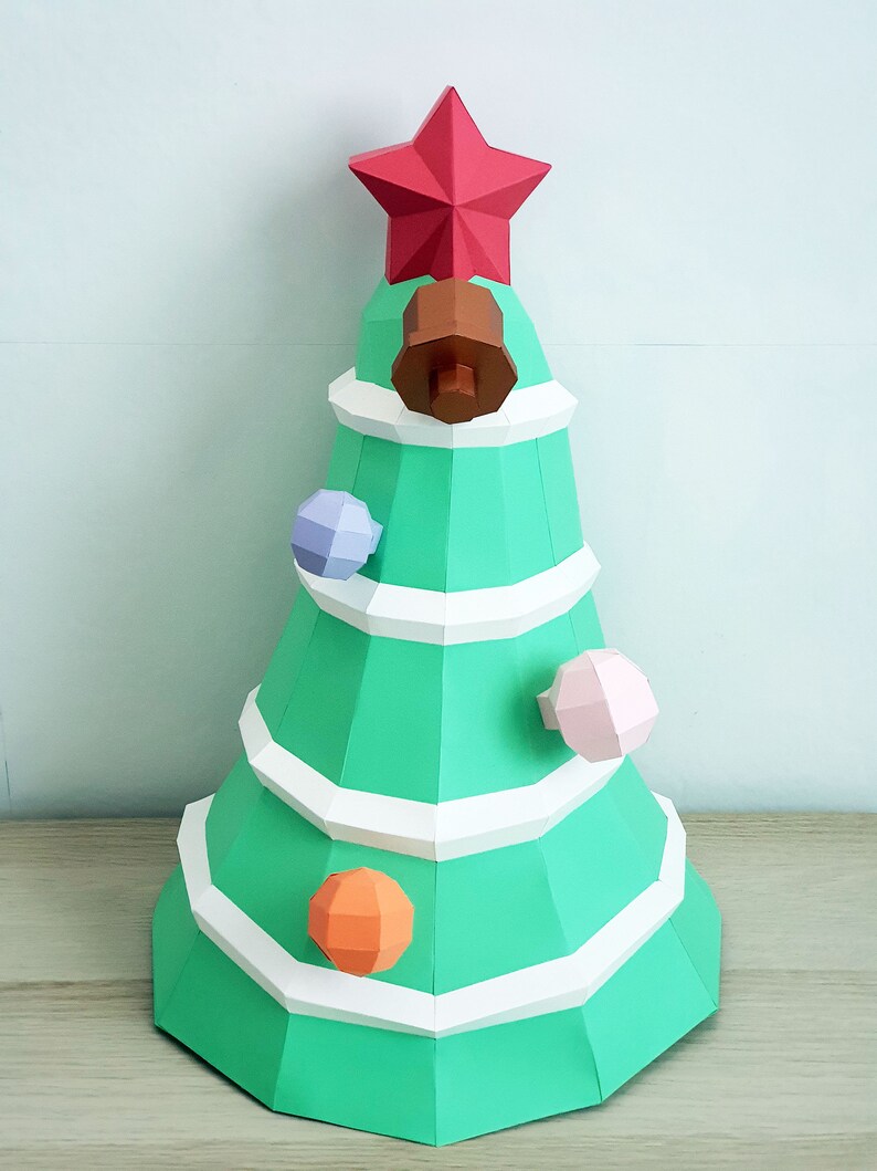 Papercraft Template Christmas Tree : Low Poly 3D Papercraft Template ...