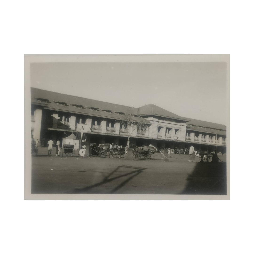 Black and White Photo of Poona pune Station, India 1940s Original Photo ...