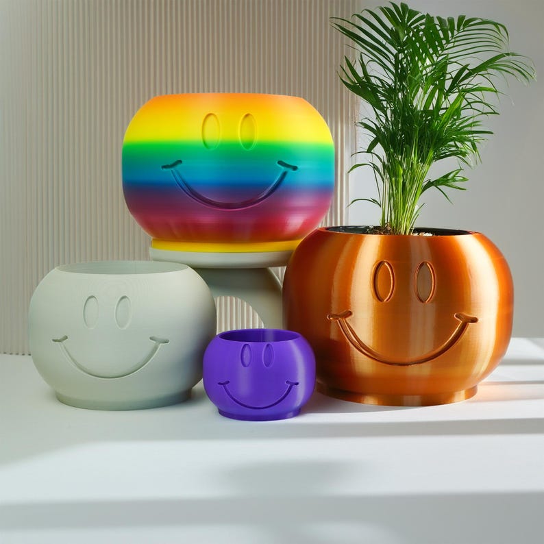 Smiley Face Plant Pot With Drainage and Drip Tray – Cute Ghibli Decor ...