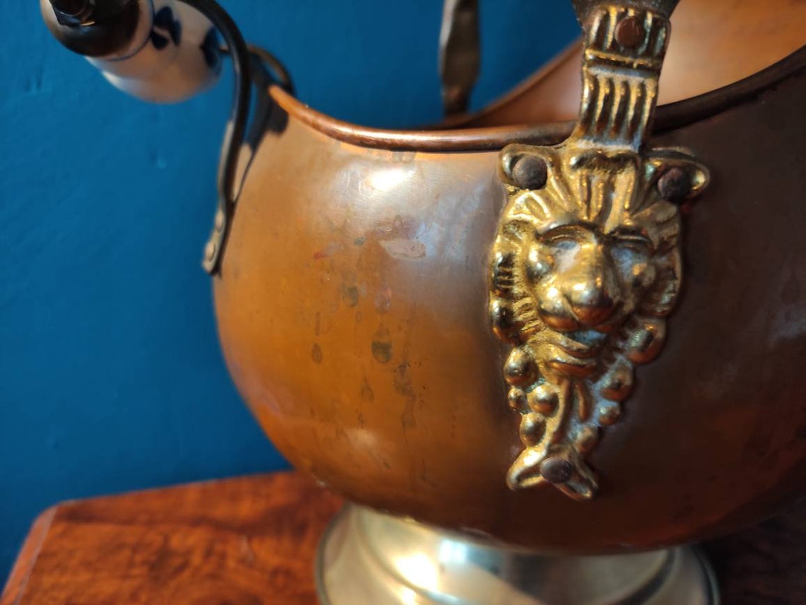 Vintage 1970s Brass and Copper Lion Scuttle Bucket - Etsy