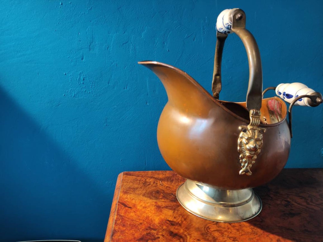 Vintage 1970s Brass and Copper Lion Scuttle Bucket - Etsy