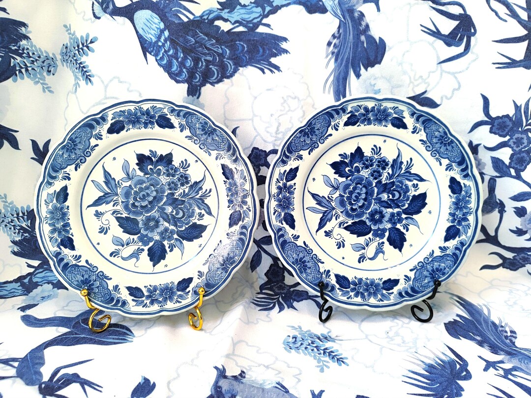 Set of Two Identical Vintage Dutch Blue and White Plates - Etsy