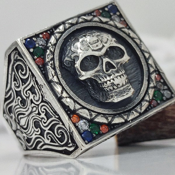 Skull Gem Ring - Etsy