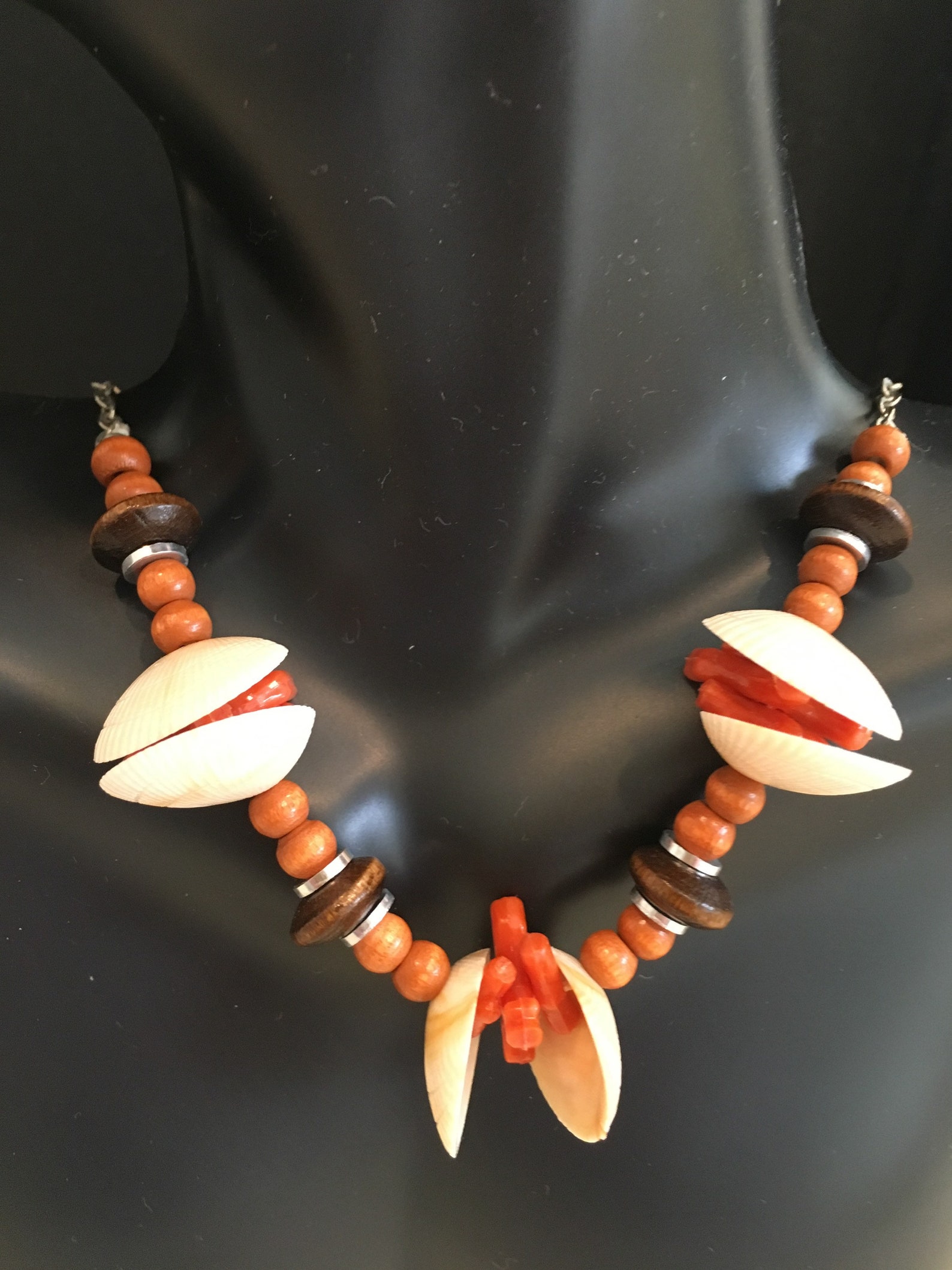 Handmade Seashell Beaded Necklace - Etsy