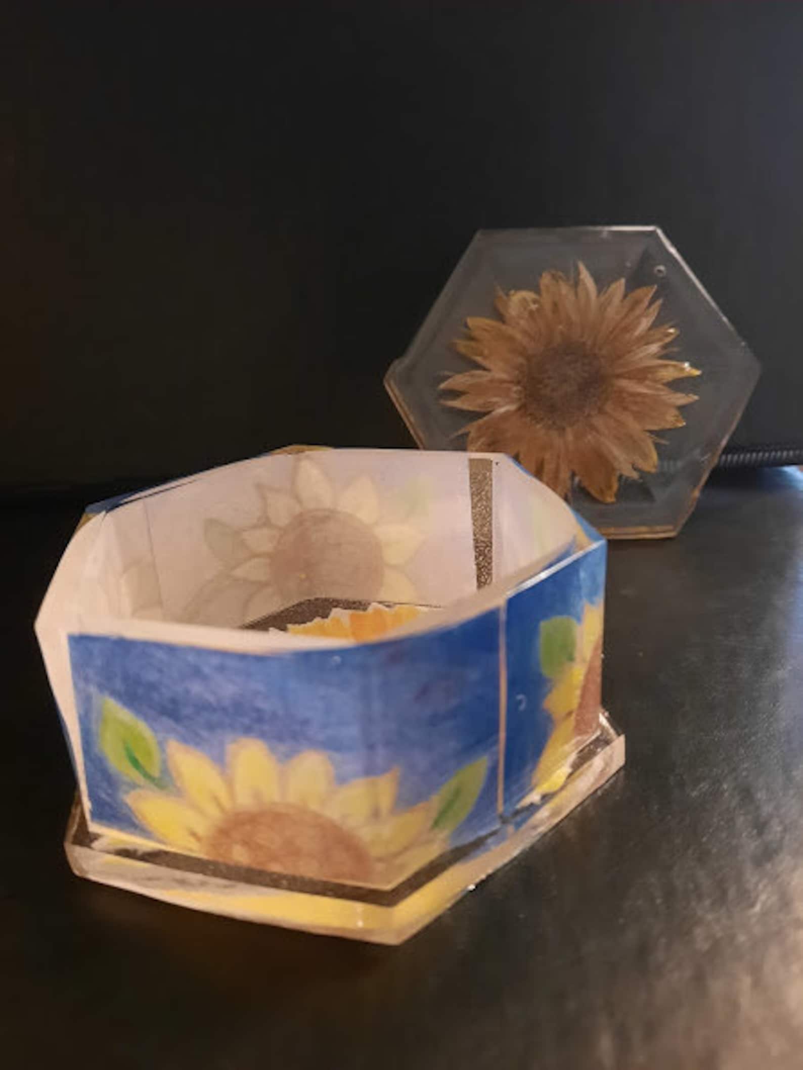 Preserved Sunflower Resin Boxes for Charity - Etsy Sweden