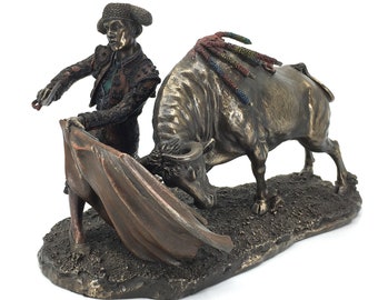Matador Bull Statue - Etsy