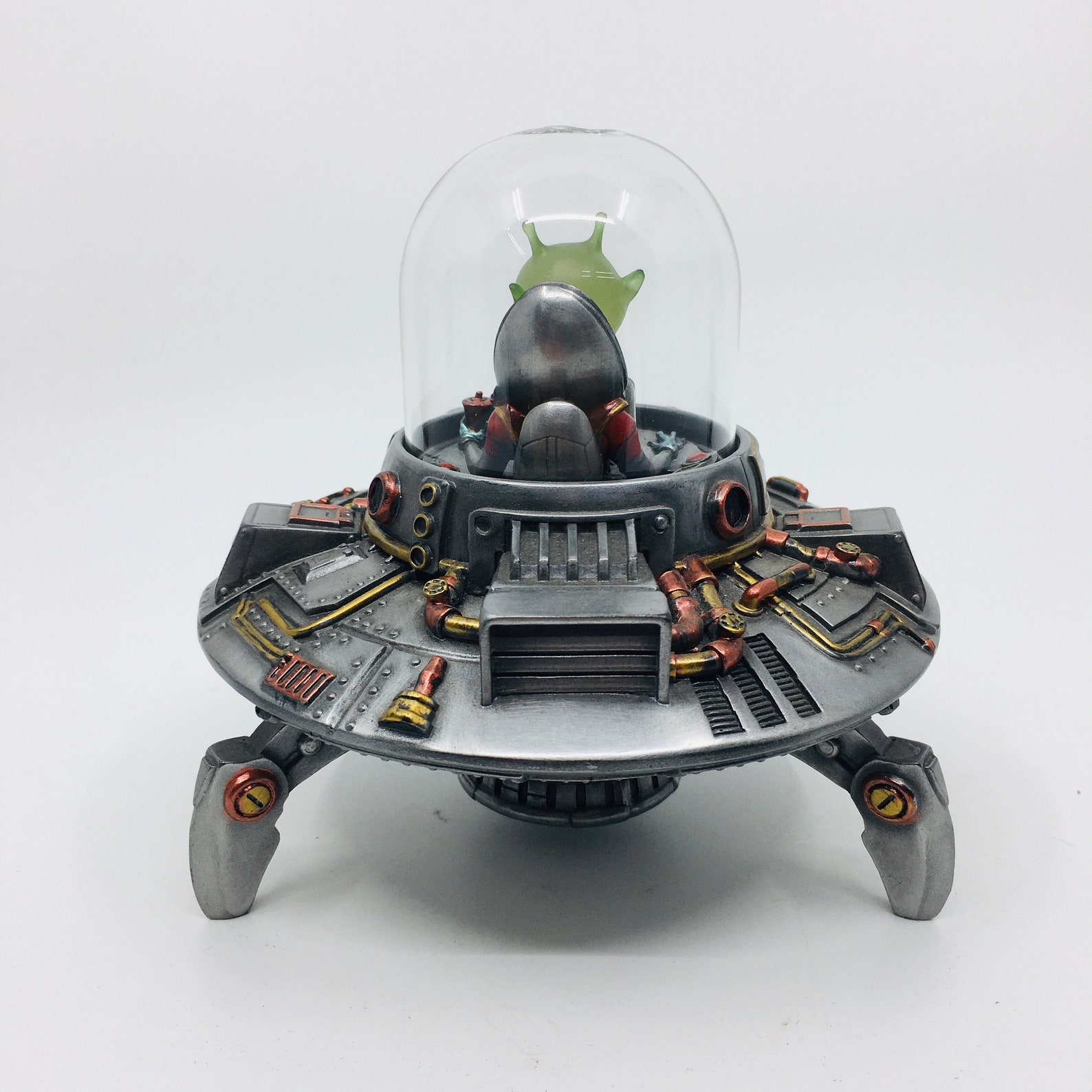 Alien & UFO Figurine - Etsy