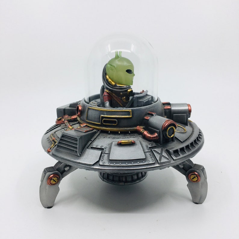 Alien & UFO Figurine - Etsy
