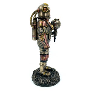 Steampunk Diver Statue With Mini Lamp | Steampunk Decor | Scuba Diving ...