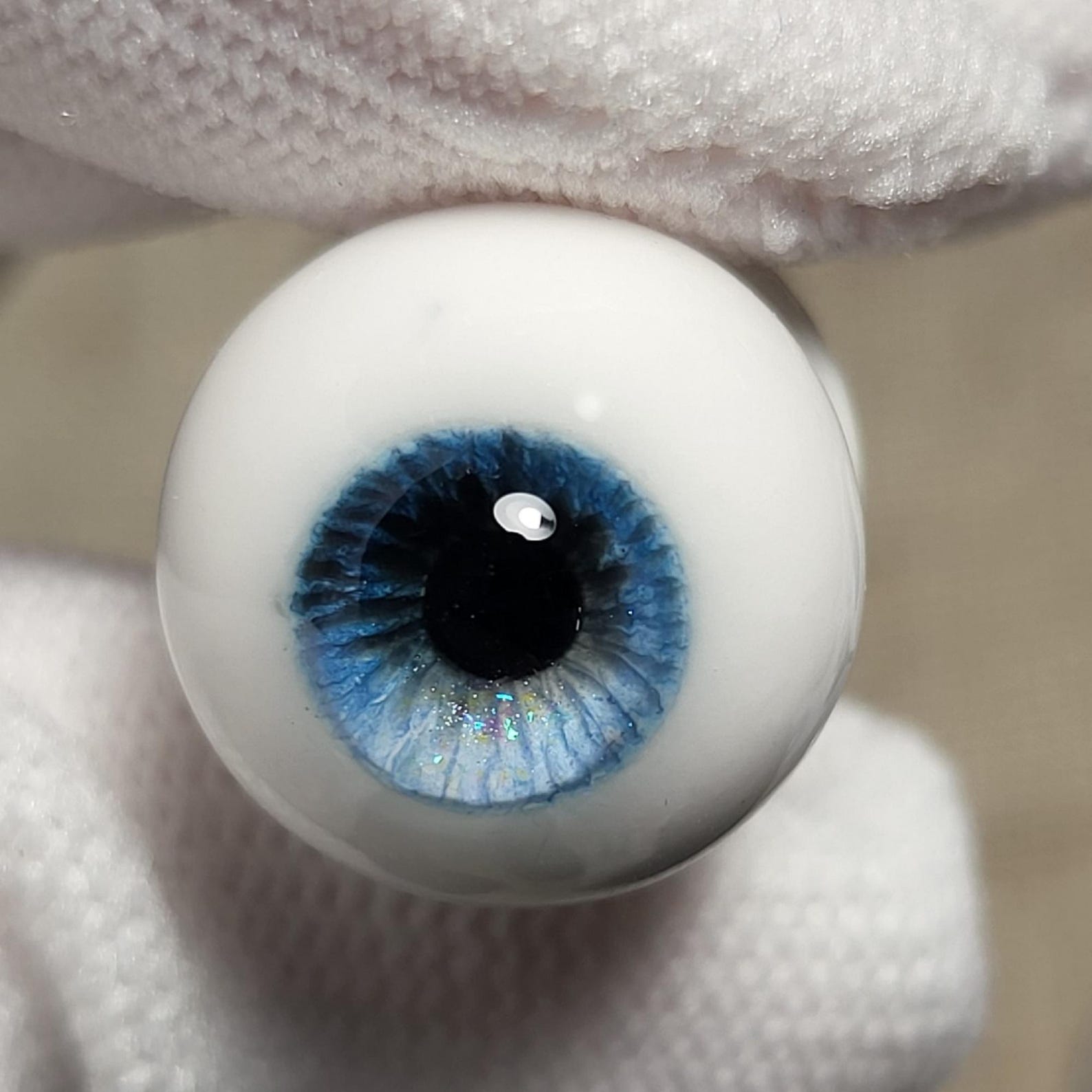 Blue Glitter Resin Doll Eyes: Realistic BJD Eyes (8mm-24mm) - Etsy