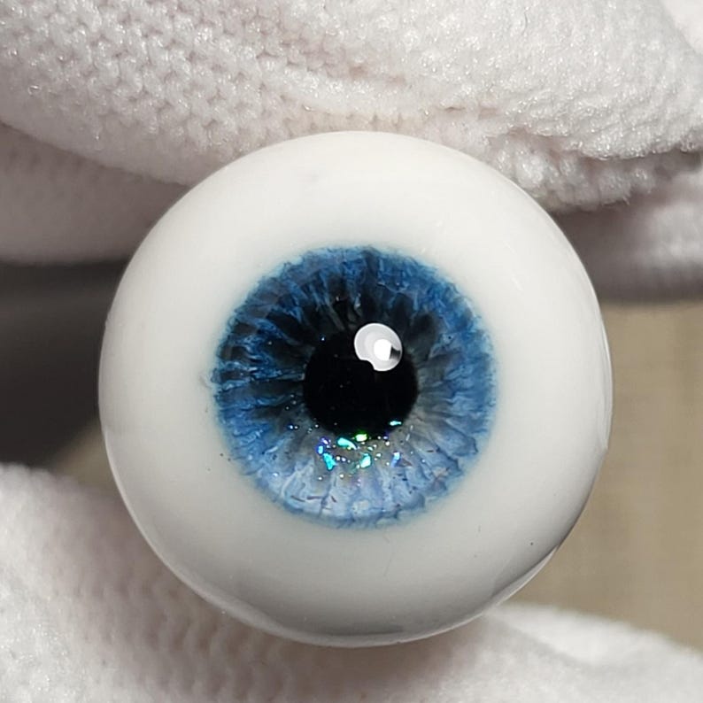 Blue Glitter Resin Doll Eyes: Realistic BJD Eyes (8mm-24mm) - Etsy
