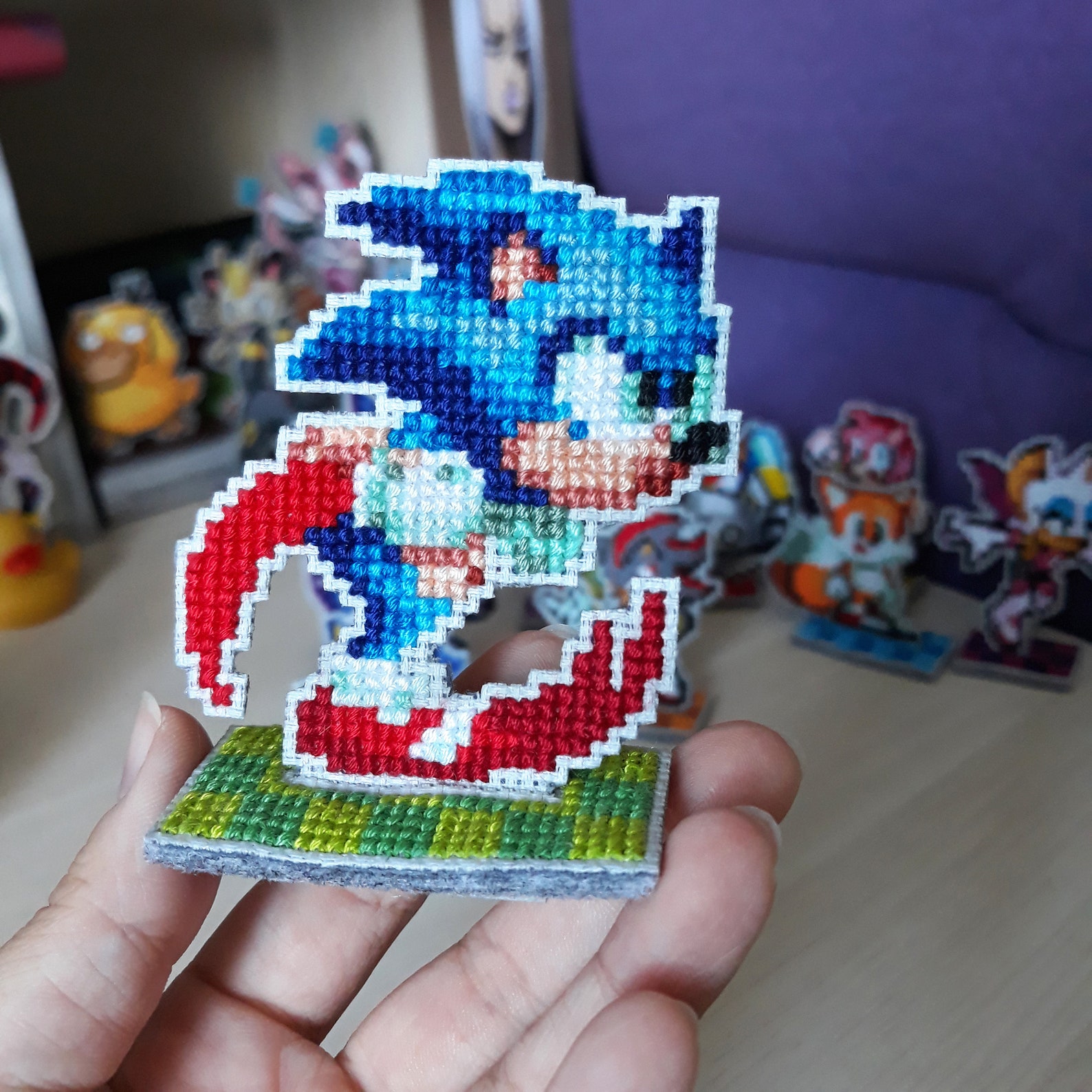 Sonic the Hedgehog figure pixel art figurine collectibles | Etsy