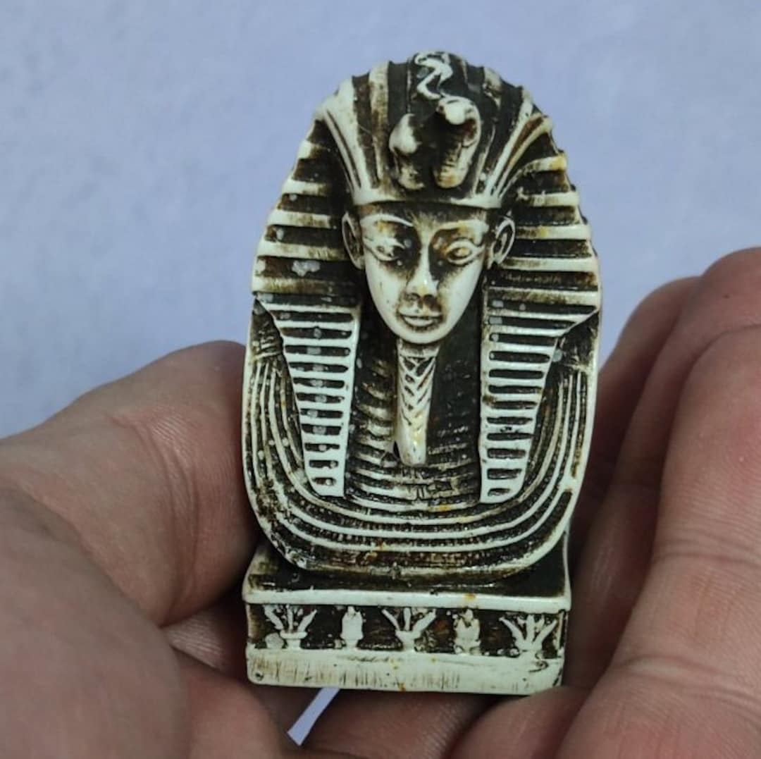 Small Pharaoh Sculpture, Egyptian King Sculpture, Egyptian Art, Pharaoh ...