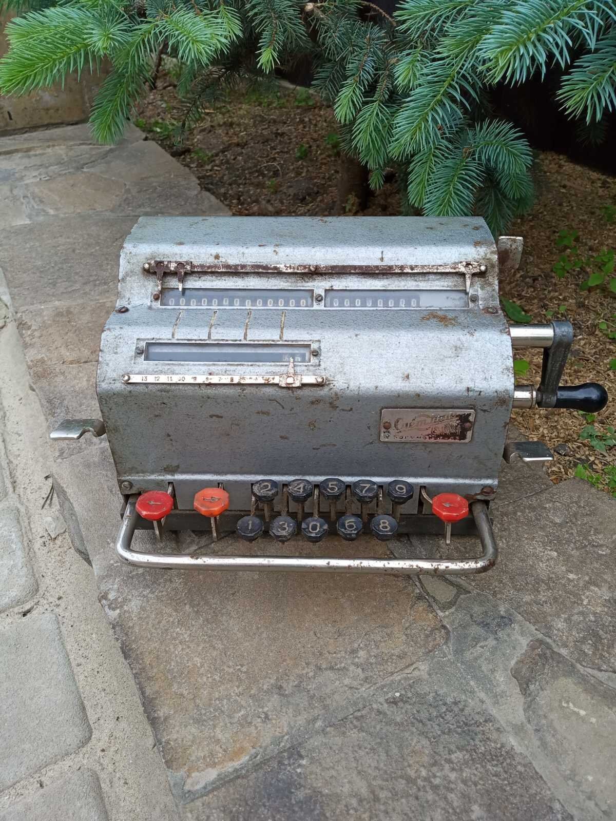 Vintage Metal Calculating Machine. Machine of Mechanical Calculation ...