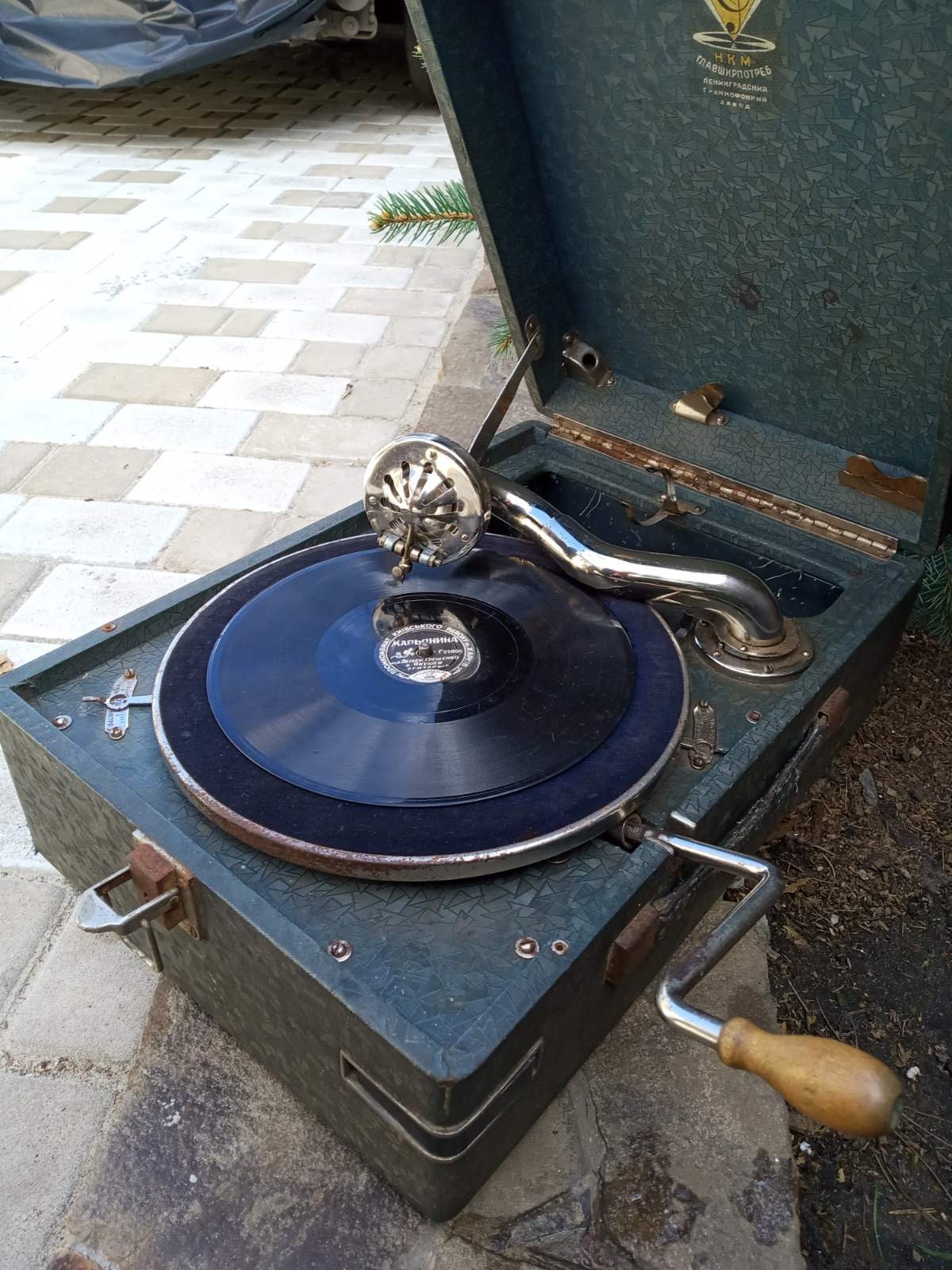 Art & Collectibles 1930s Gift for him. Soviet portable turntable in a ...