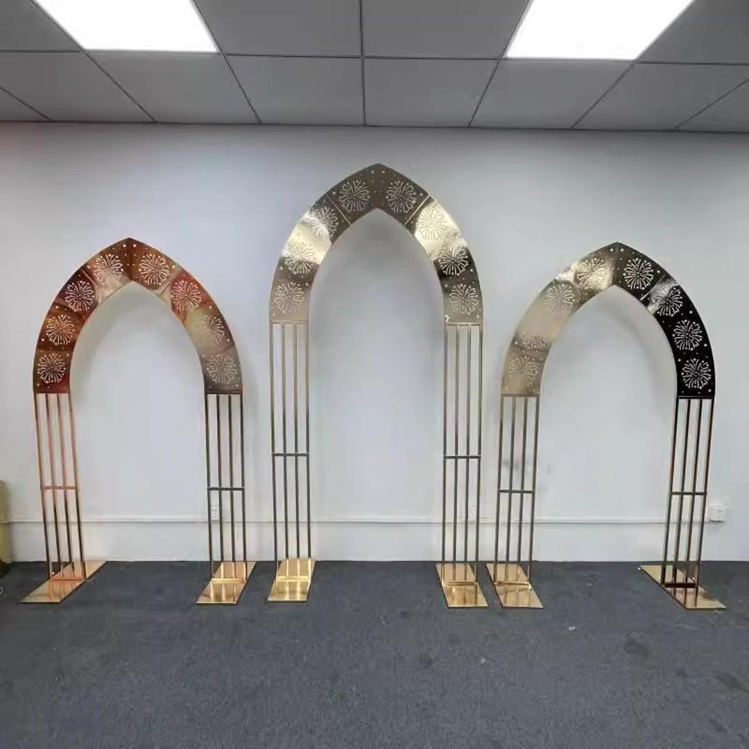 Shiny Gold Metal Flower Arch Stand Hollow Fireworks Outdoor Courtyard ...