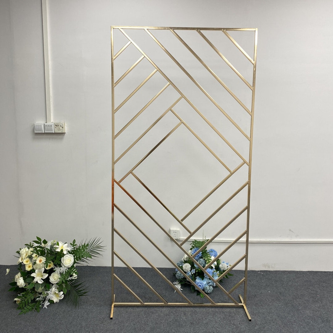 Gold Iron Wedding Backdrop Stand: Geometric Floral Arch (6.56ft × 3 ...