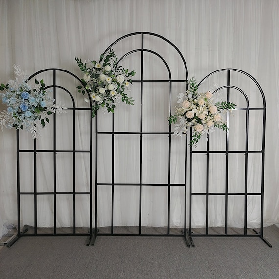 Wedding stage frame | Honestweddingadvice.com