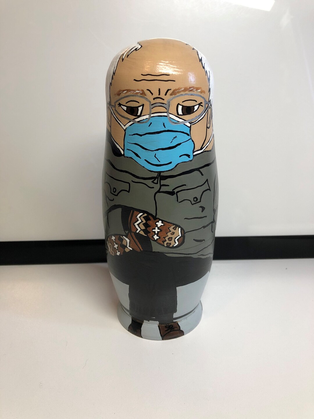 Hand Painted Bernie Sanders Inauguration Meme, Bernie's Mittens - Etsy.de