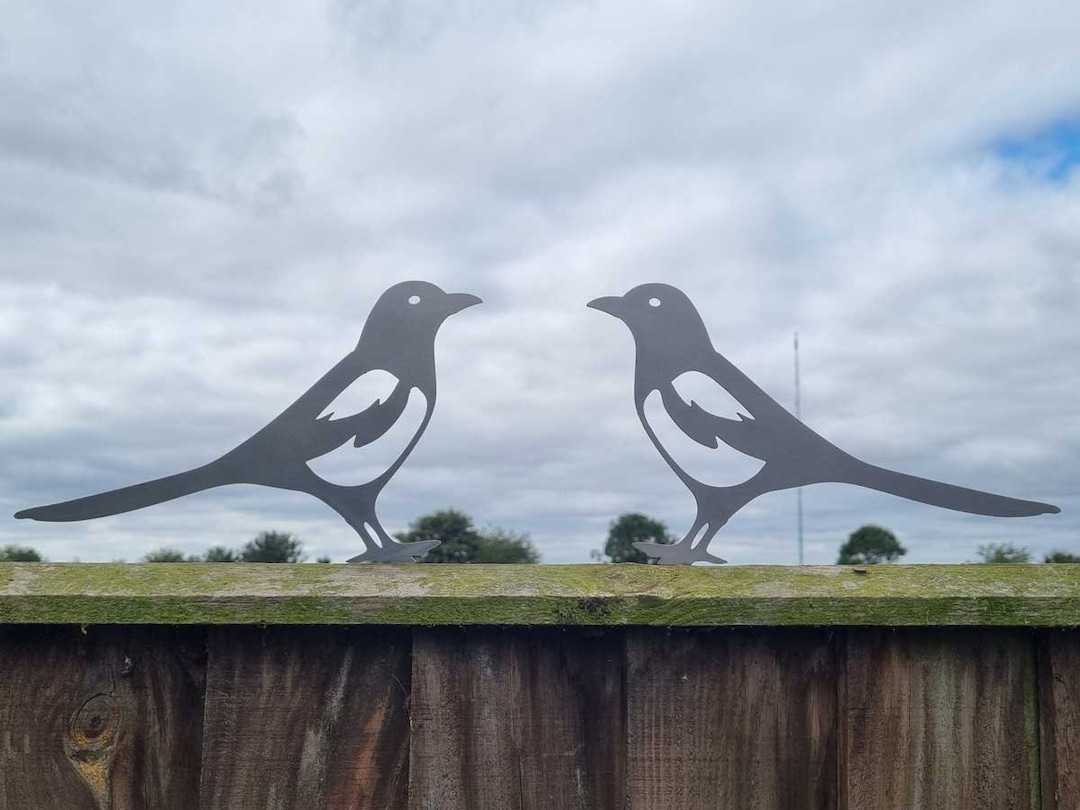 MAGPIE Steel Metal Garden Decor Designed for Fences, Posts, Gates ...