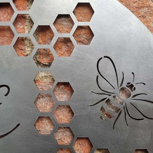 BEE HAPPY Metal Wall Sign, Rusty Metal Garden Art, Bumblebee, Garden ...