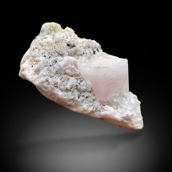 Pink Beryl Ring - Etsy