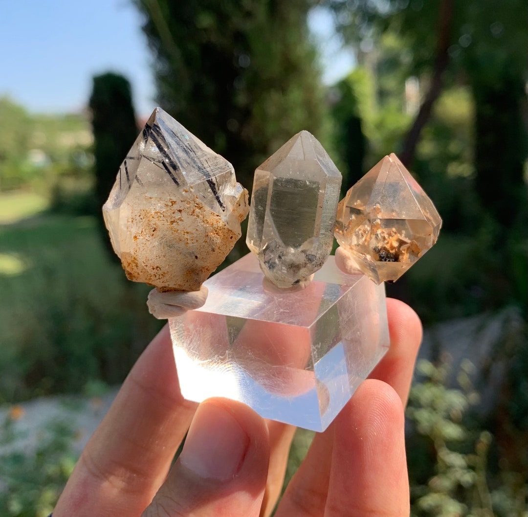3 Pieces Lustre Perfect Zagi Quartz Crystals With Clarity & Rutile ...
