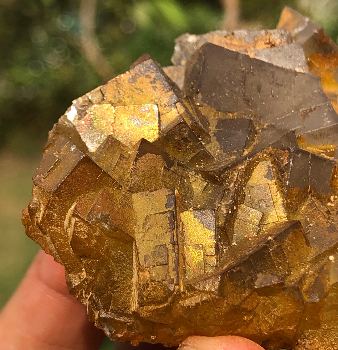 Rare Iridescent / Rainbow on Surface of Cubic Crystalline Fluorite ...