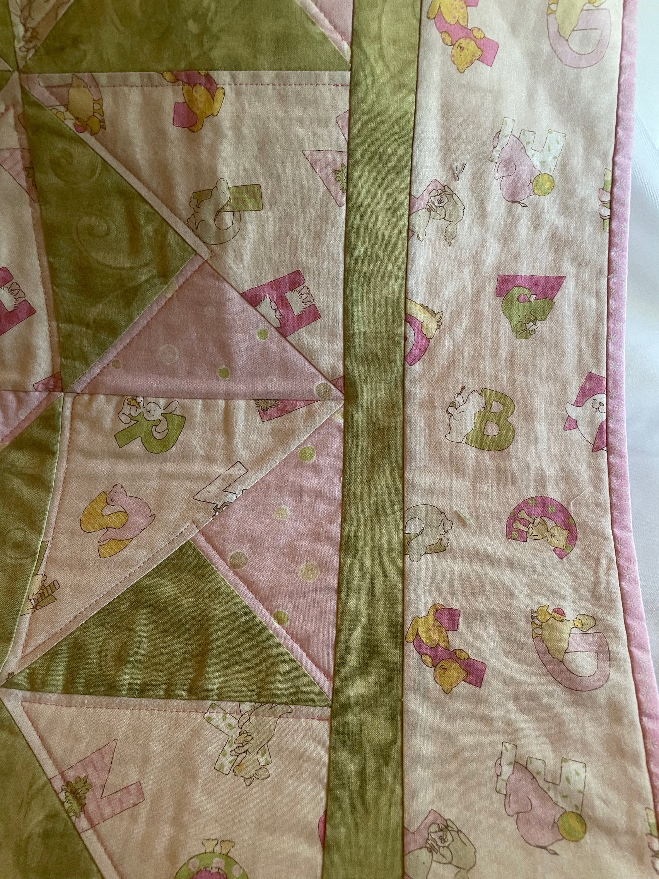 Pinwheel Alphabet Babies- Baby Quilt Features 6 Soft Green Pinwheels ...