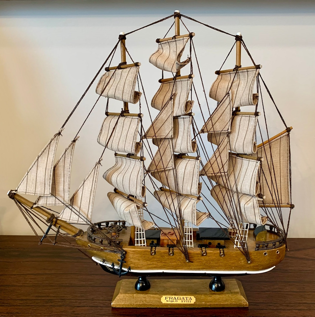 Vintage Fragata Siglo XVIII Ship Model Handcrafted Replica Nautical ...