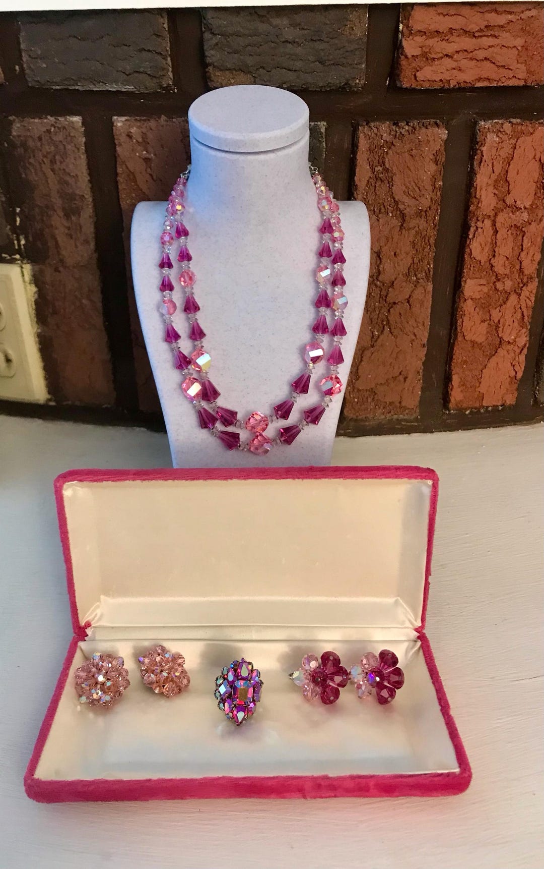 Vintage Pink Glass Jewelry Set - Etsy