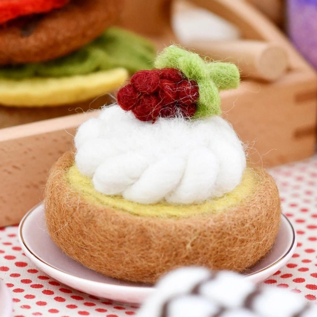 Felt Lemon Meringue Pie, Felt Bakery, Felt Pie, Pretend Food, Felt ...