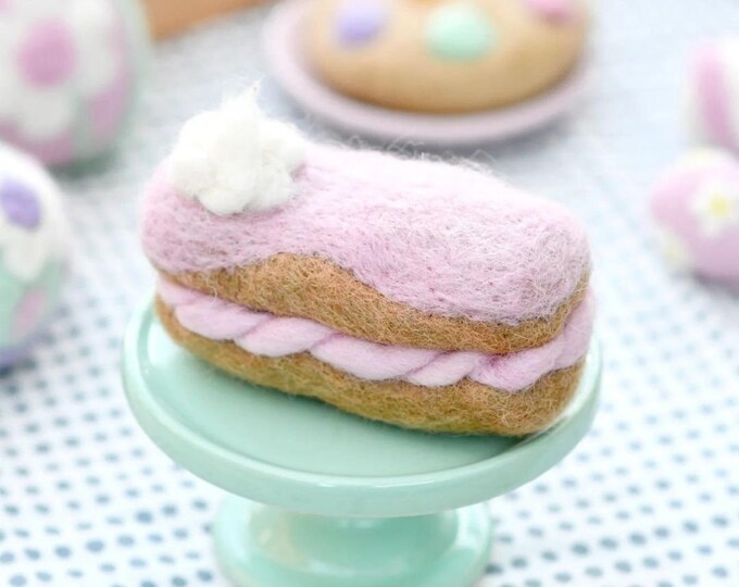 Felt Strawberry Éclair Felt Bakery Felt éclair Pretend - Etsy
