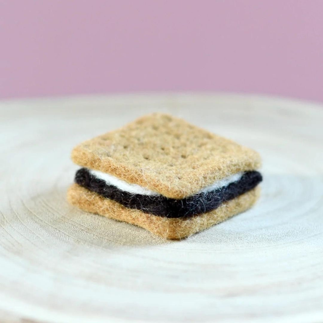 Felt S'more, Felt Bakery, Felt éclair, Pretend Food, Felt Bakery ...