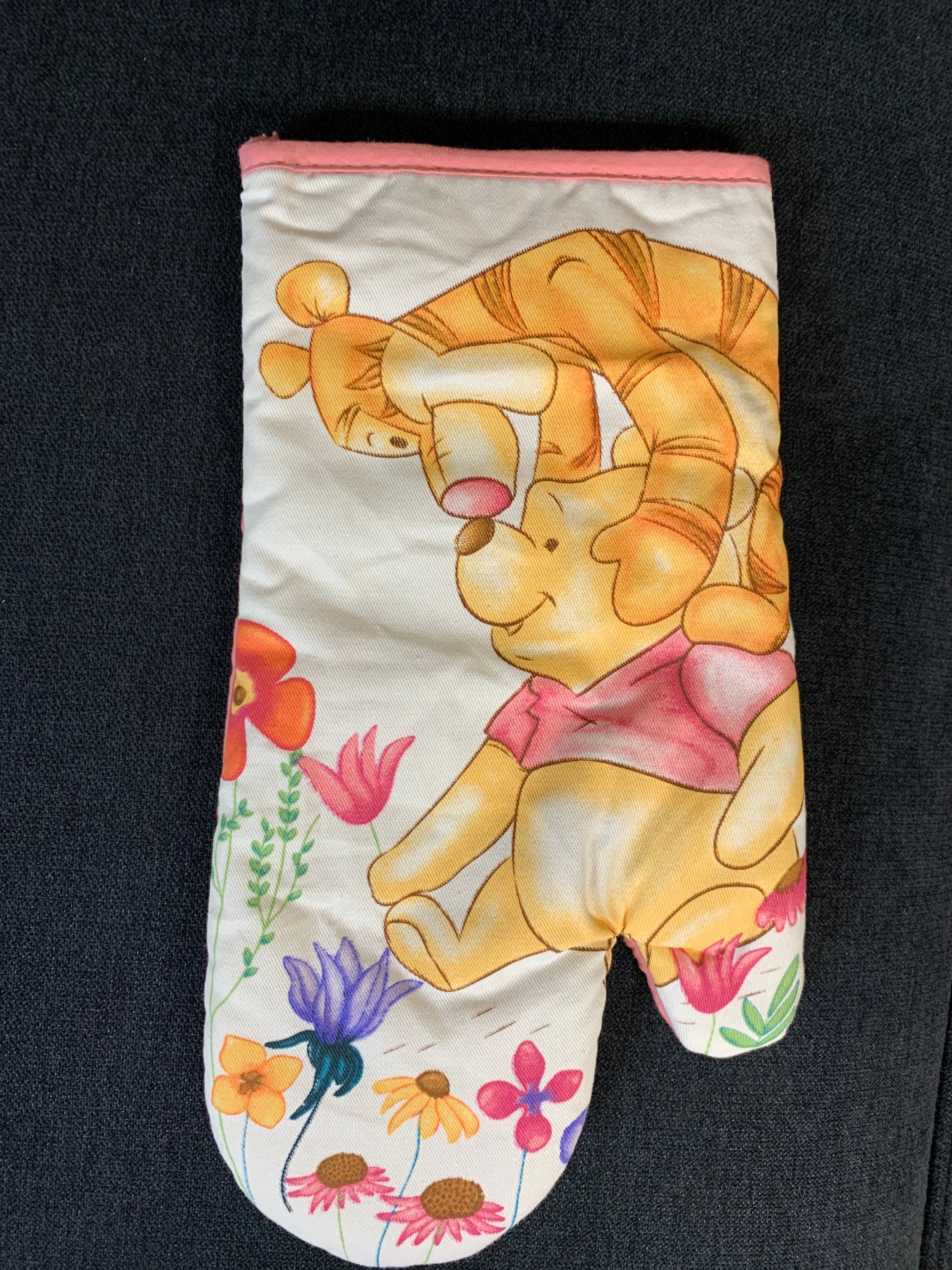 Winnie the Pooh and Friends Hand Towels oven gloves and Pot | Etsy