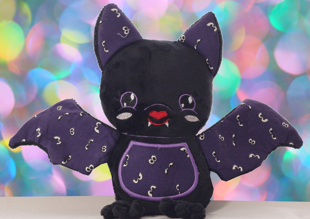 Small Bat Plush, Glow in the Dark Eyes, Kawaii Plush, Cute Bat Stuffed ...